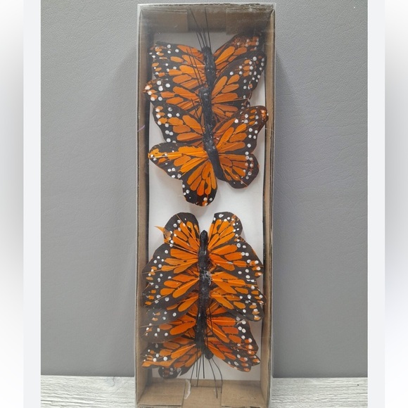 Accents | 1 Pc 4 Monarch Feathers Butterflies On Wire Pick | Poshmark